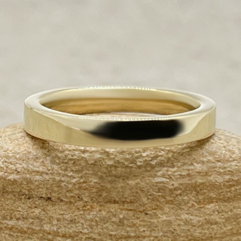 Comfort Fit Plain Band, 2.5mm Wide Square Finish, Rounded Edges Ring ⋆ ...
